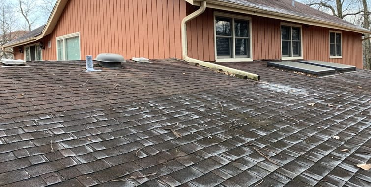 Identifying Signs of a Poorly Done Roofing Job: What to Look For